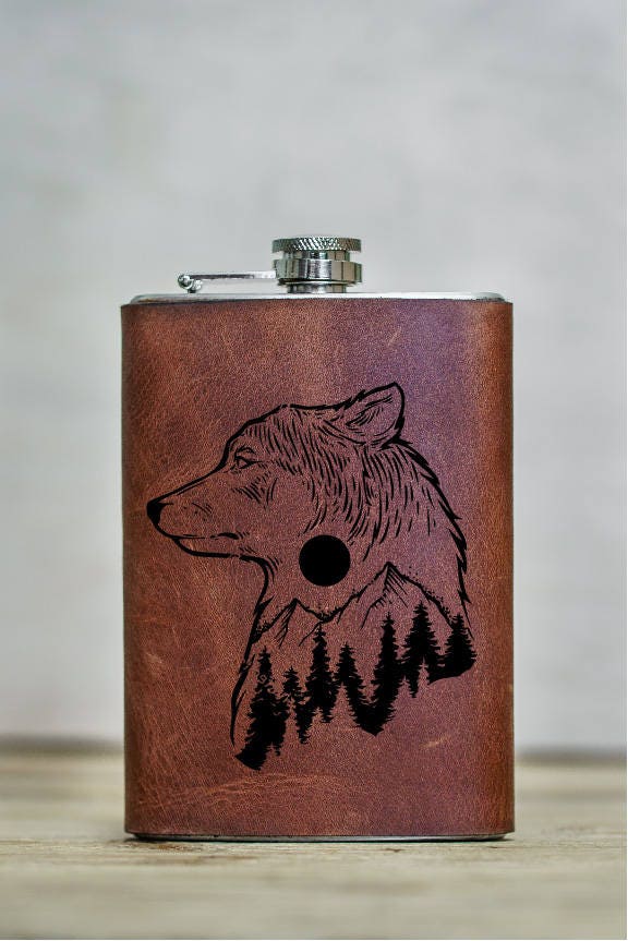 Wolf 8oz Forest Flask Leather Wrapped Flask Animal Gift | Etsy España