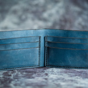 Waves Leather Man Wallet, Ocean Surfer Bifold Mens Leather Wallet ...