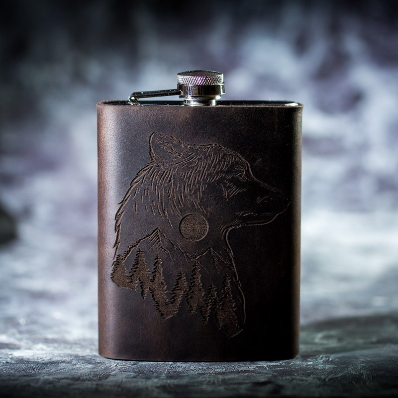 Engraved Flask Wolf - Etsy