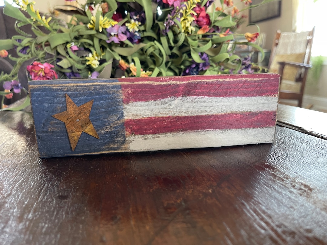 Wooden Rustic Flag With Rusty Tin Star, Rustic 4th of July Decor ...