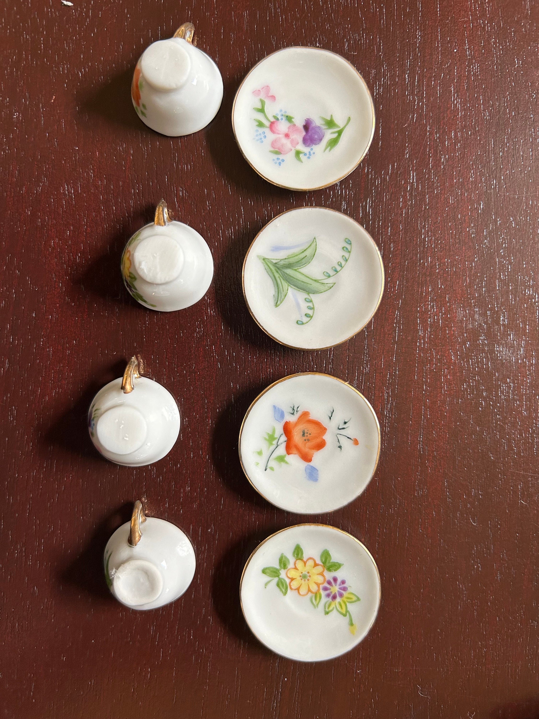 Flowers of the Month TINY Tea Cups, Saucers and Stands. Made in Japan ...