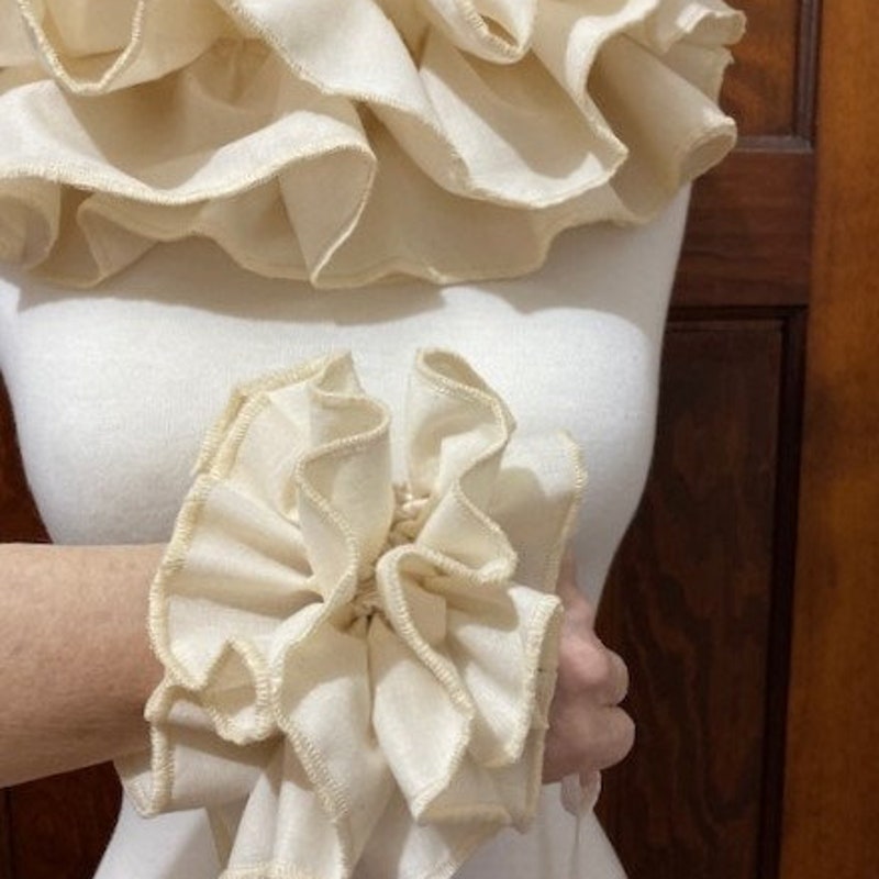 Elizabethan Ruff - Etsy