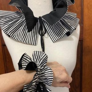 Adult Clown/renaissance Ruff Collar and Cuff Set Black and White - Etsy