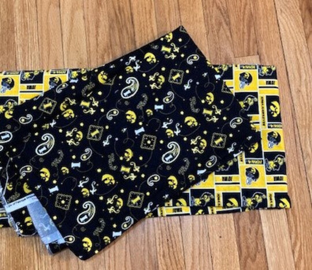2 Yds Iowa Hawkeye Cotton Fabric by the Piece - Etsy