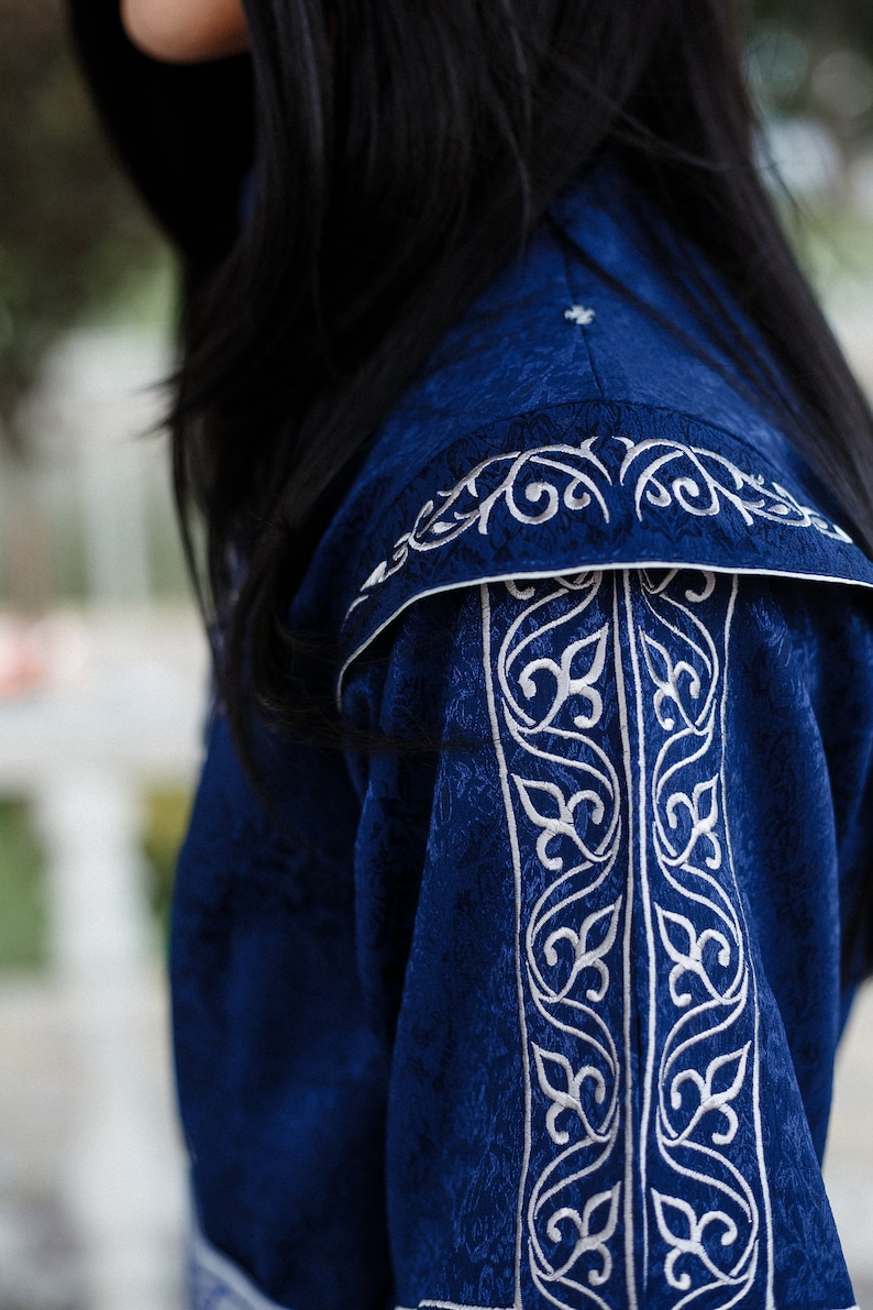 Legendary High King of Men Outfit, a Must-have for Larper, Suitable for ...