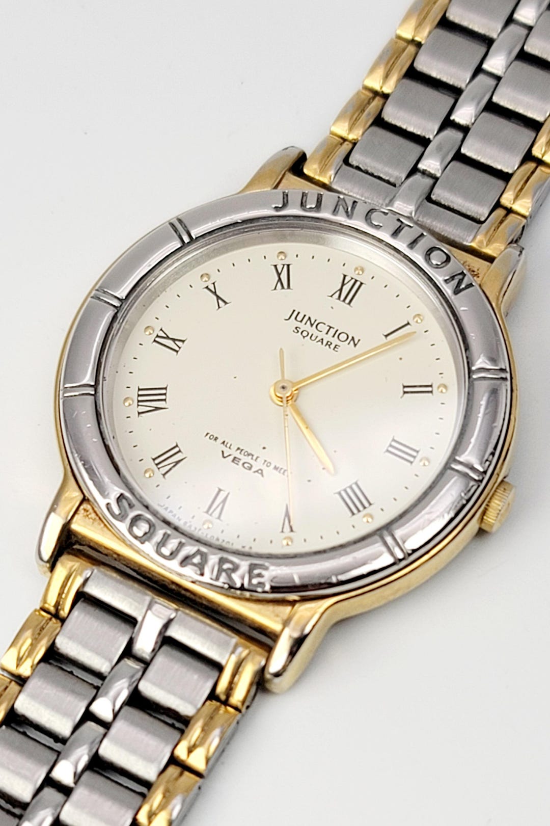 Vintage Citizen Junction Square Vega Quartz Watch – Two-tone Roman Dial ...