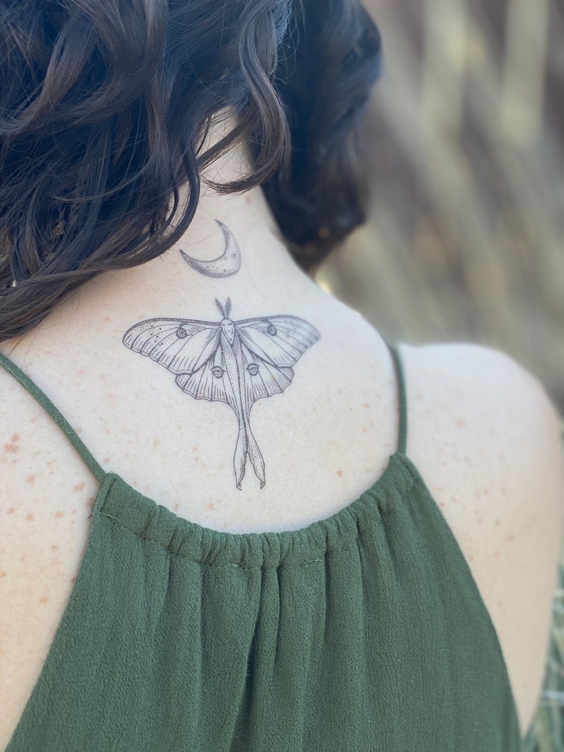 Luna Moth Temporary Tattoo Black Line Tattoo Winged Insect Etsy