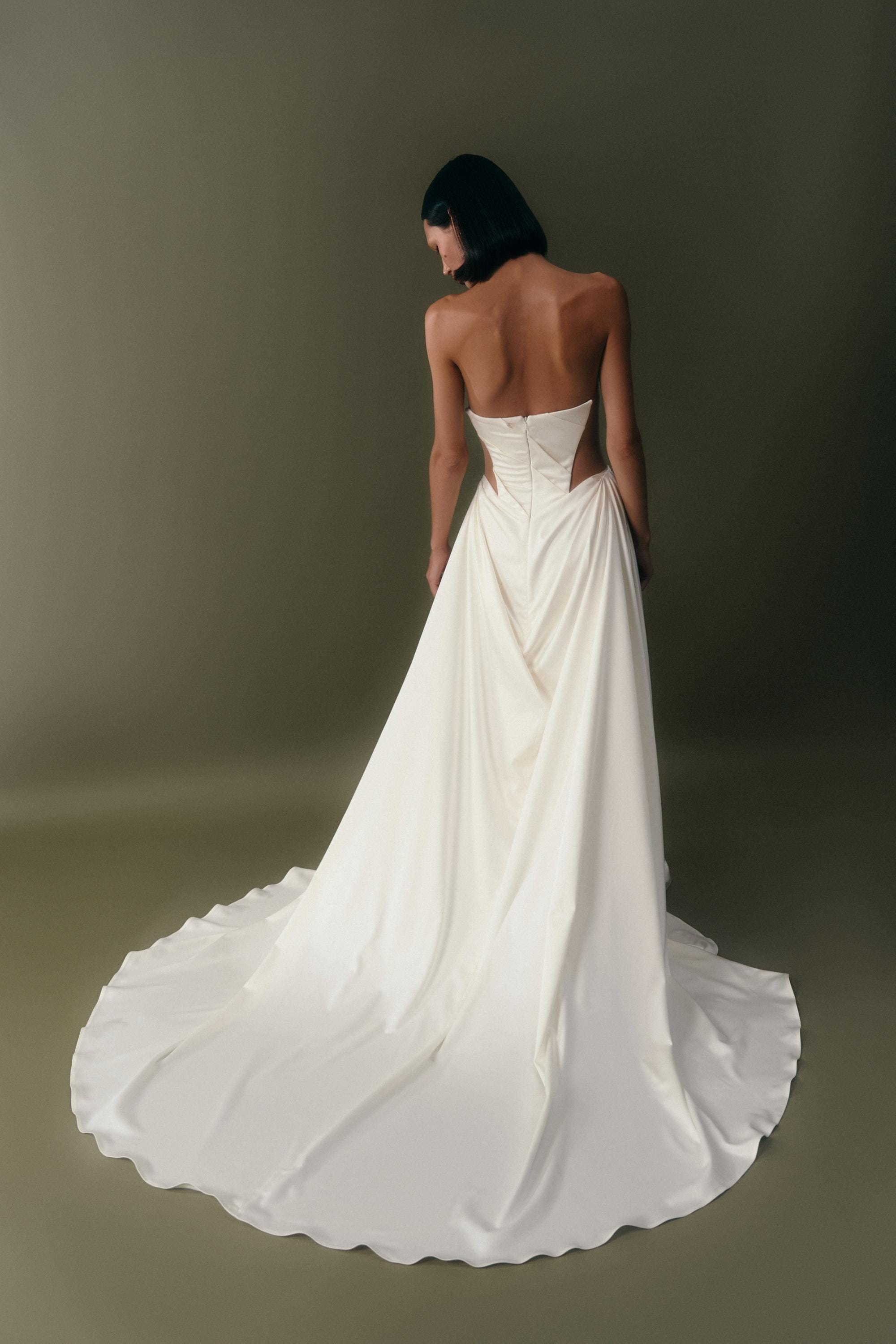Basque Waist Strapless Wedding Dress A-line Corset Satin Wedding Dress ...