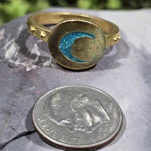 Blue Crescent Moon Ring / 10k Gold Plated / Size 8 - Etsy