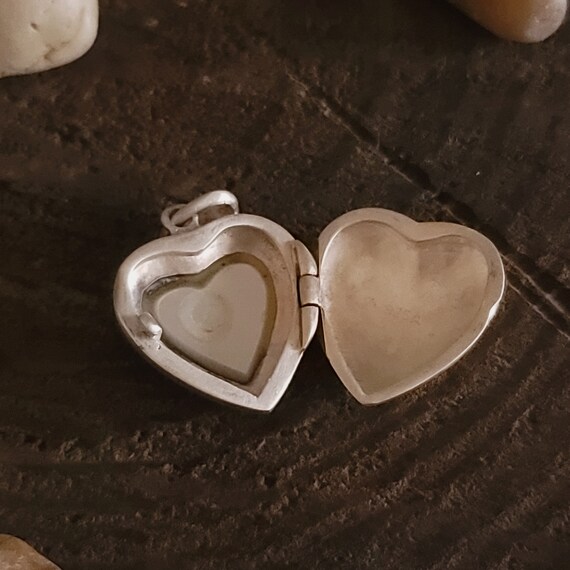 Silver Pearl Color Heart Locket, Pearl Locket, Love C… - Gem
