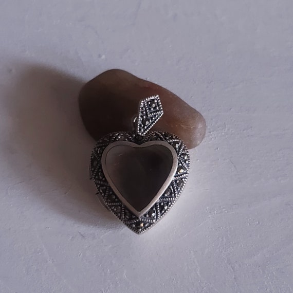 Silver Pearl Color Heart Locket, Pearl Locket, Love C… - Gem