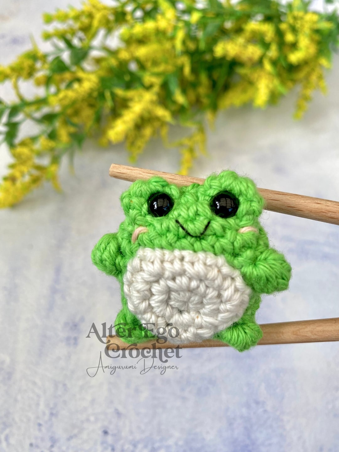 Mini Frog Crochet Amigurumi Pattern, Froggie, Toad, Kawaii, Plushie, Plush, Keychain, Small ...