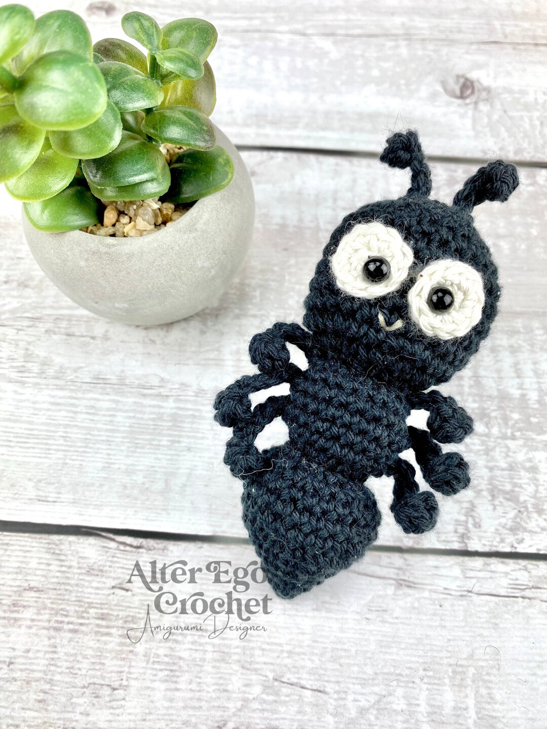 NO SEW (except the Eyes) Ant Crochet Amigurumi Pattern, Bug, Bugs, Ants ...