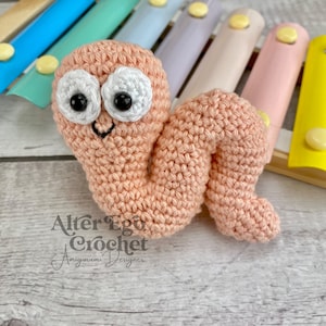 NO SEW (except the Eyes) Earthworm Amigurumi Crochet Pattern, Worm ...