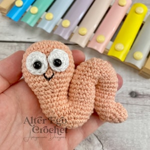 NO SEW (except the Eyes) Earthworm Amigurumi Crochet Pattern, Worm ...