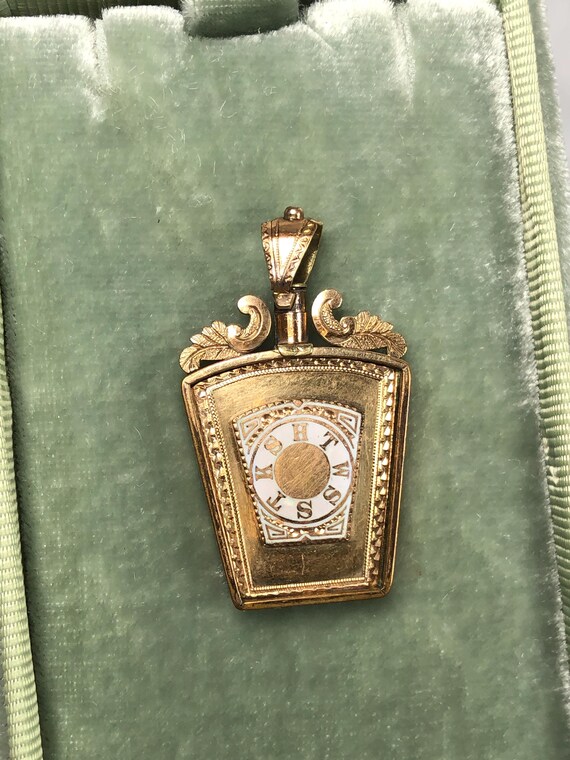enamel masonic keystone - Gem