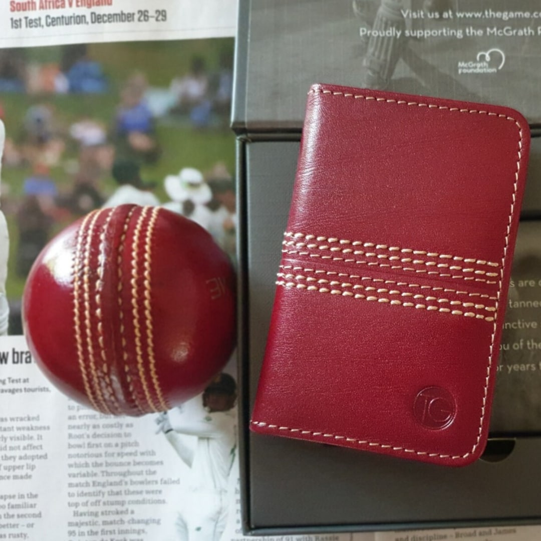 The Googly Premium Italian Leather Cricket Card Wallet Personalised ...