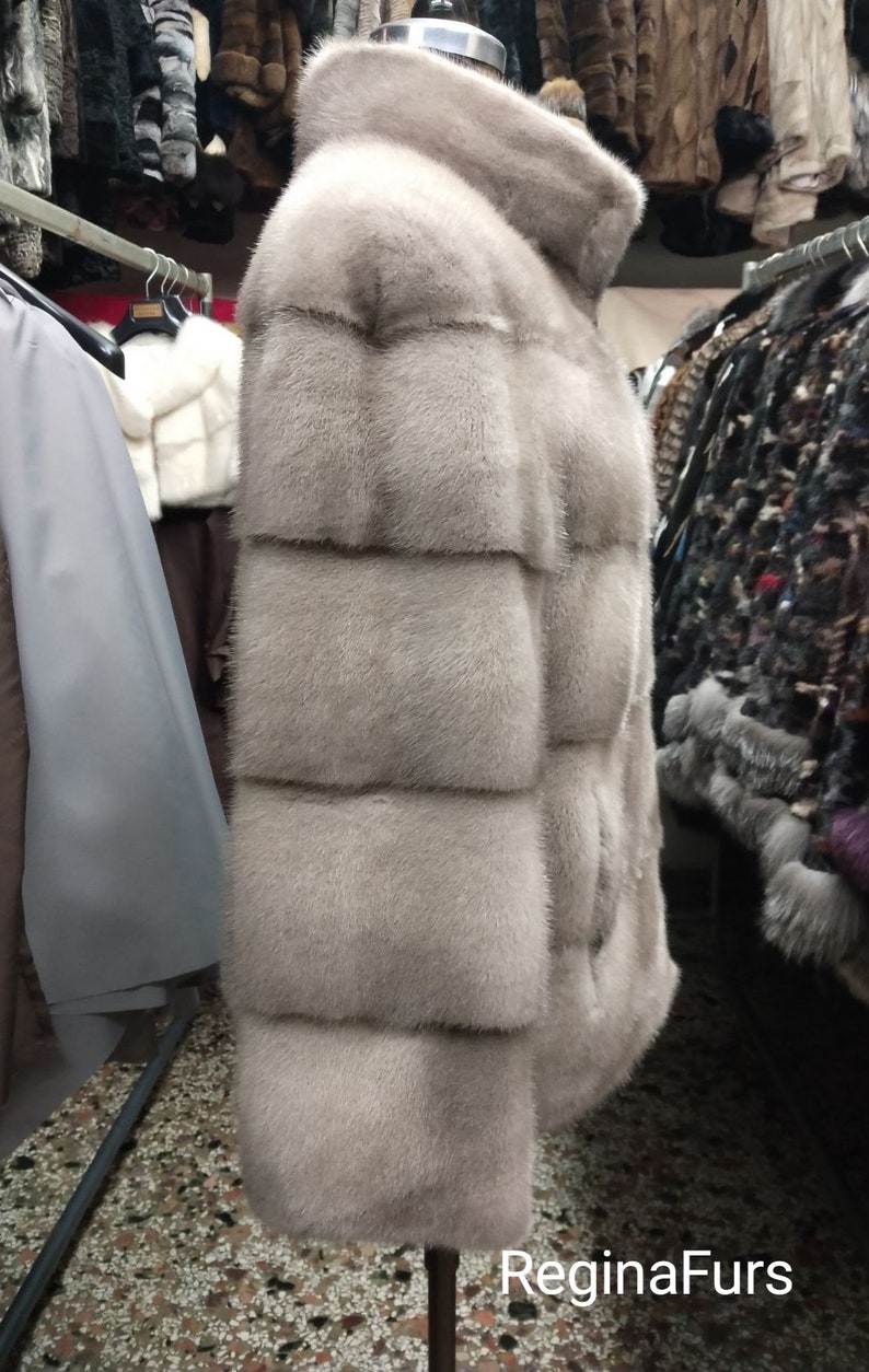 Real Fur/ Genuine Full Skinned Mink Fur Coat/ Gray Beige Colour Mink ...