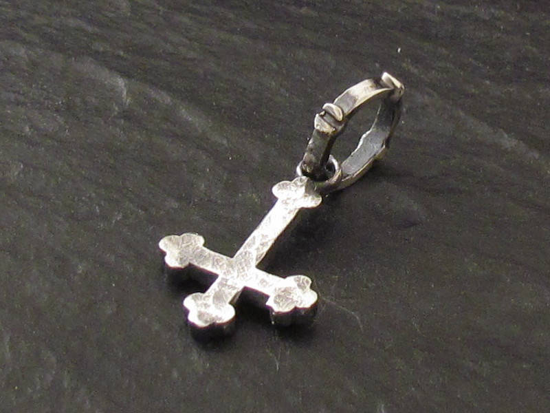 CRUZ AL REVÉS - Etsy España