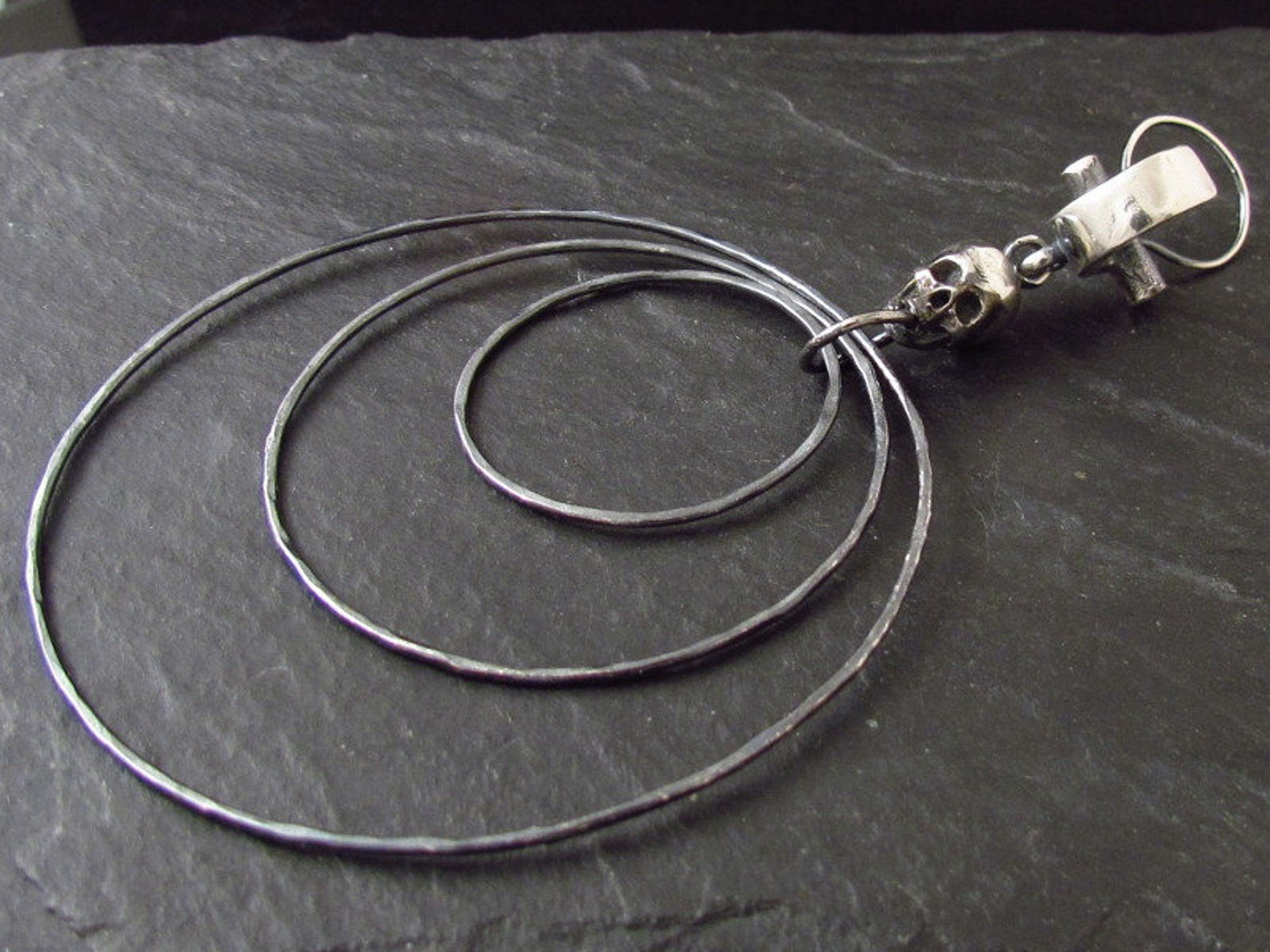 SKULL OMEGA CLASP - Etsy