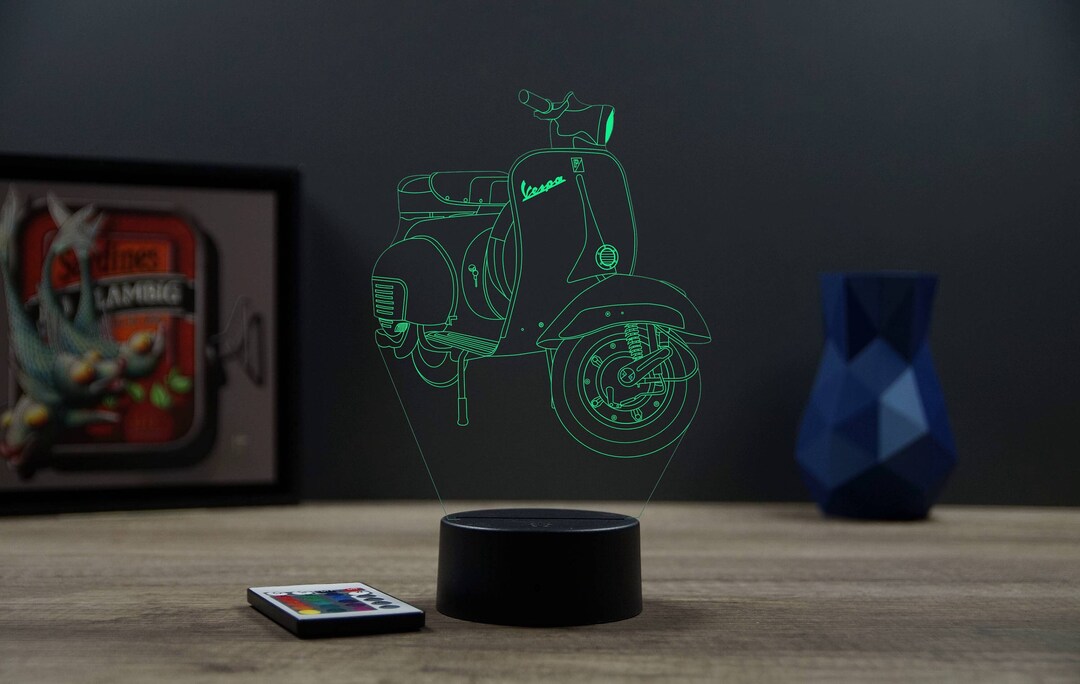 Lampe Illusion 3D Vespa 16 Couleurs Personnalisable Avec Un Nom Ou ...