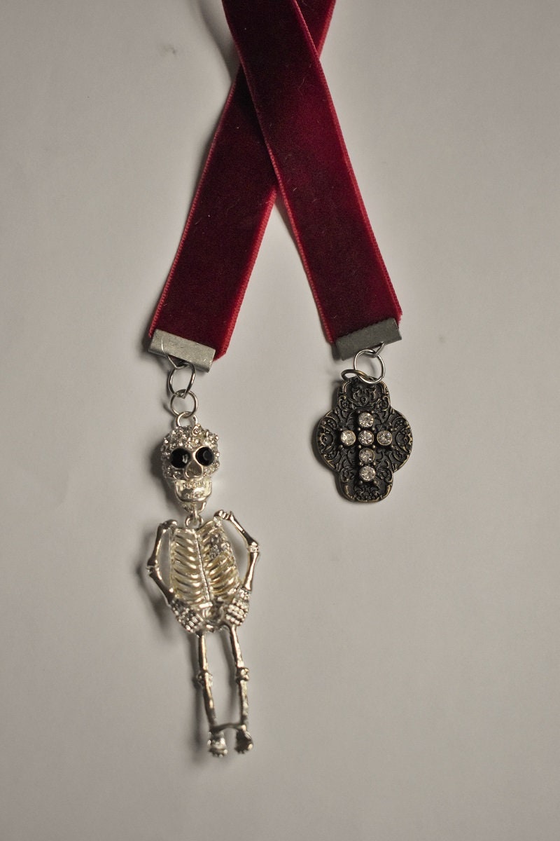 Skeleton Velvet Bookmark-bones-gothic Bookmark-dark Decor-book - Etsy