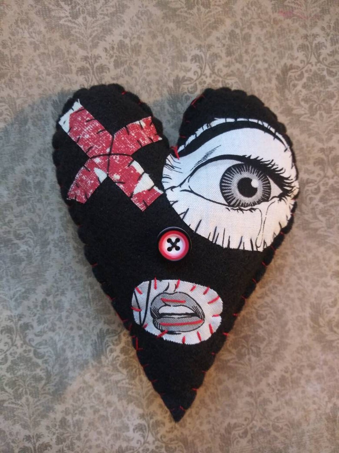 Heart With Retro Face Ornament-valentines Day Gift-love and Hearts ...