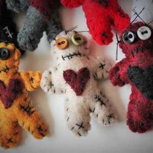 Mini VooDoo dolls-Tiny Voo doo dolls-Halloween | Etsy