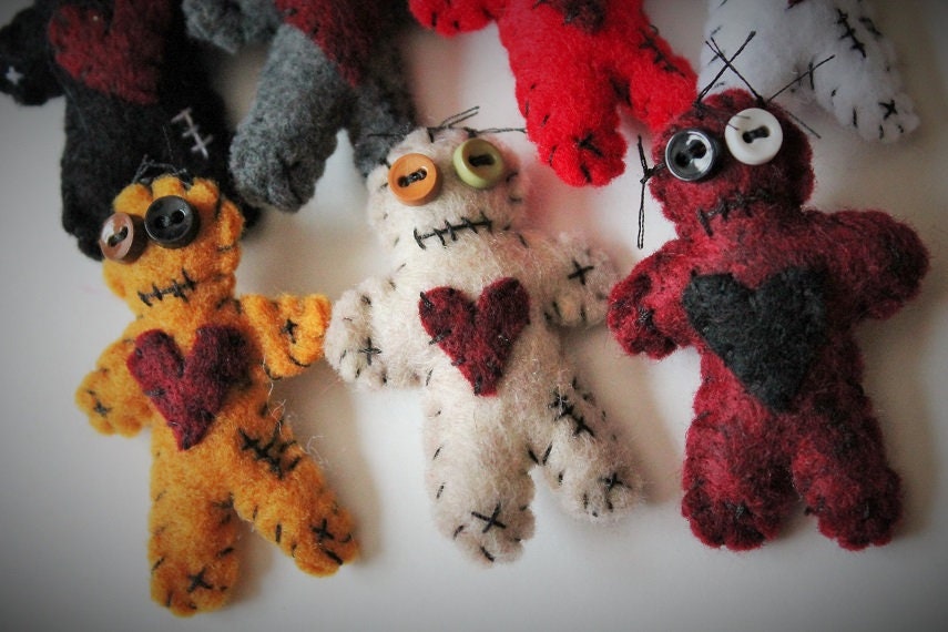 Mini VooDoo dolls-Tiny Voo doo dolls-Halloween | Etsy