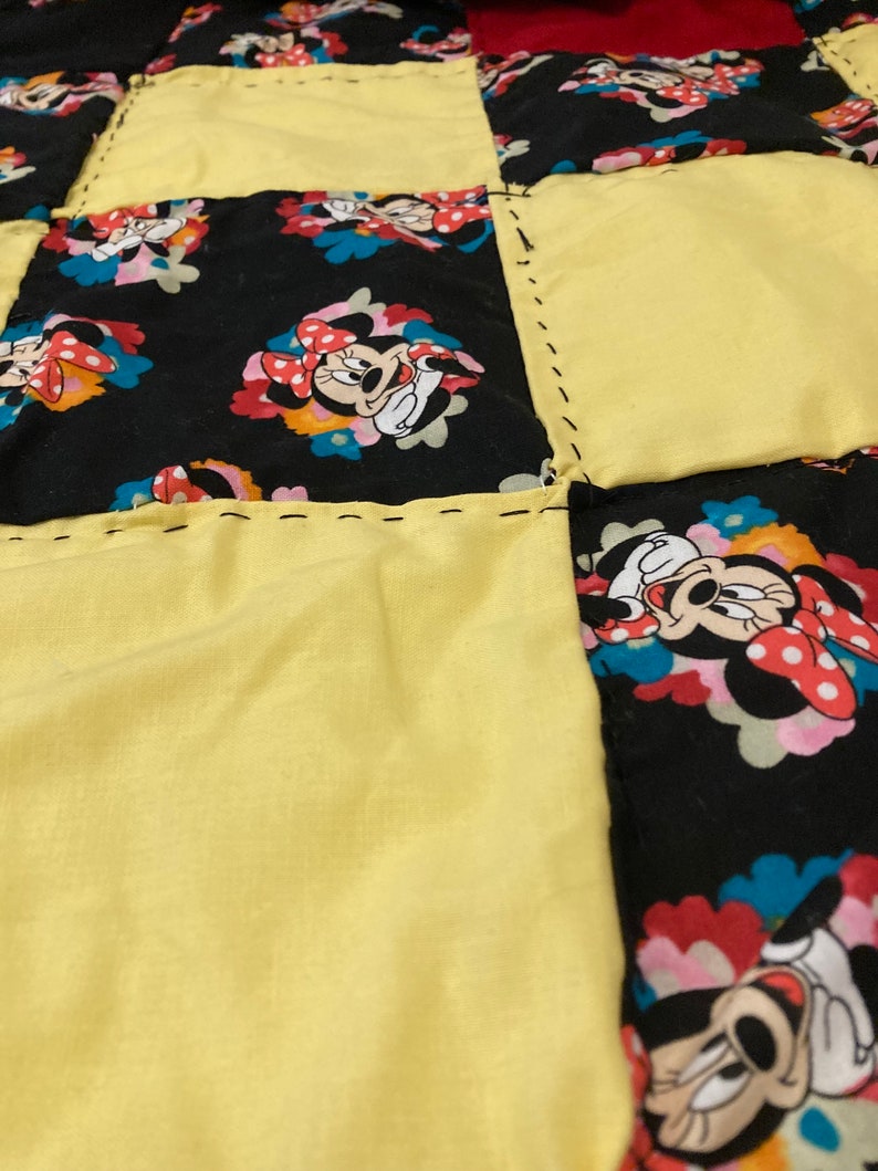Minnie Mouse Quilt - Etsy