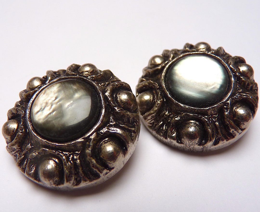 Set of 2 Large Antique Buttons, Mid Century Buttons 30mm Fashion Art ...