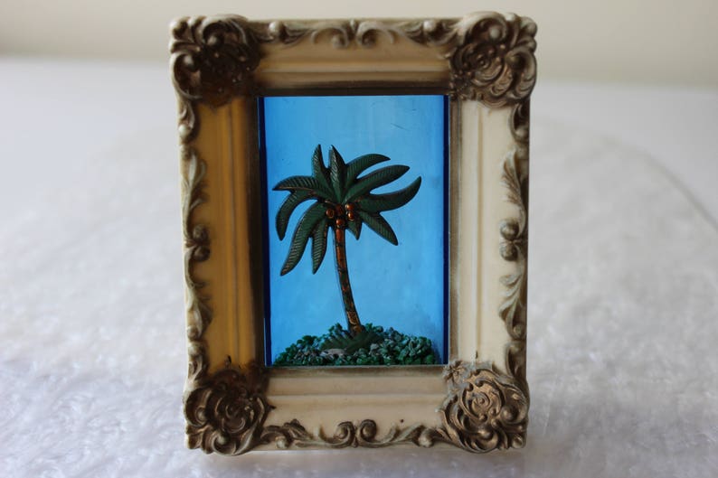 Tropical Deco Plastic Framed Palm Tree - Etsy
