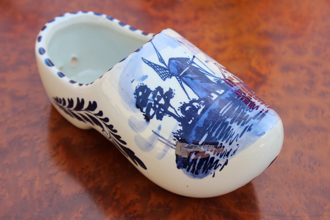 Vintage Hand Painted Delft Blue White Ceramic Clog Shoe Dutch Windmill ...