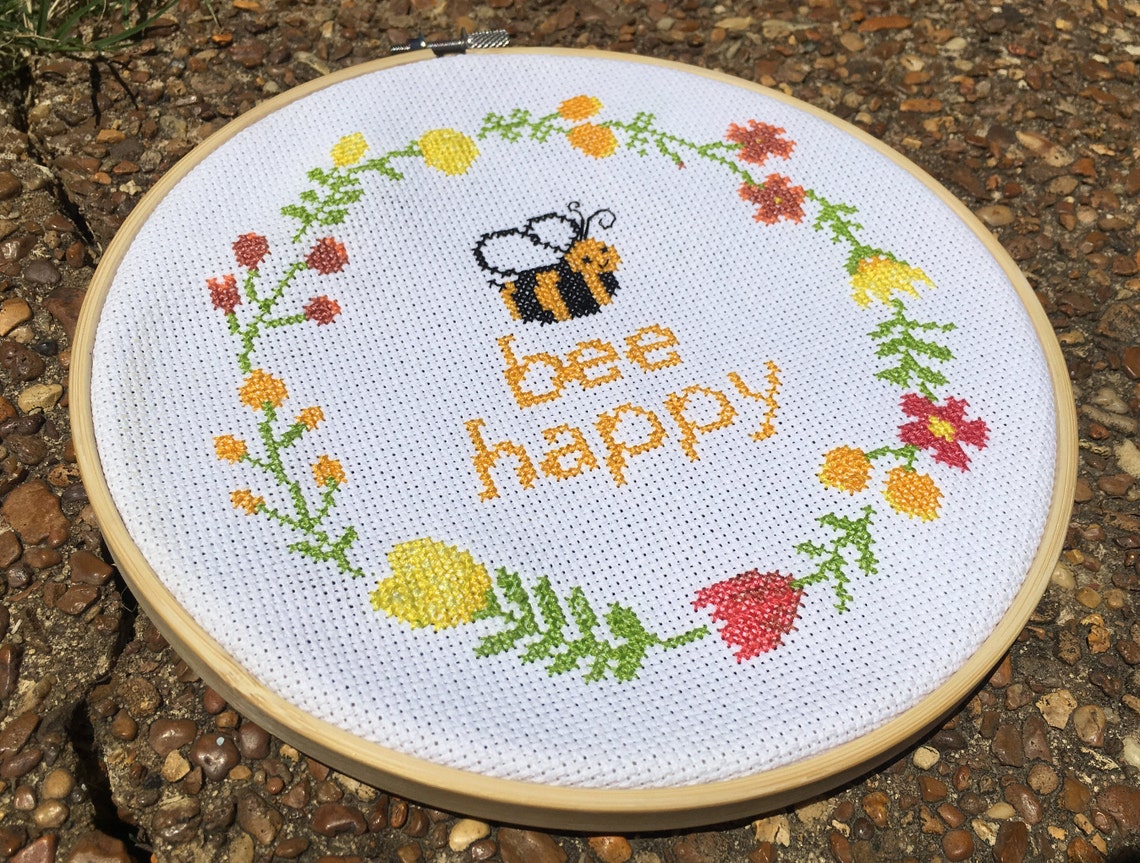 Beginner Cross Stitch Pattern - Bee Happy Cross Stitch Pattern - Etsy
