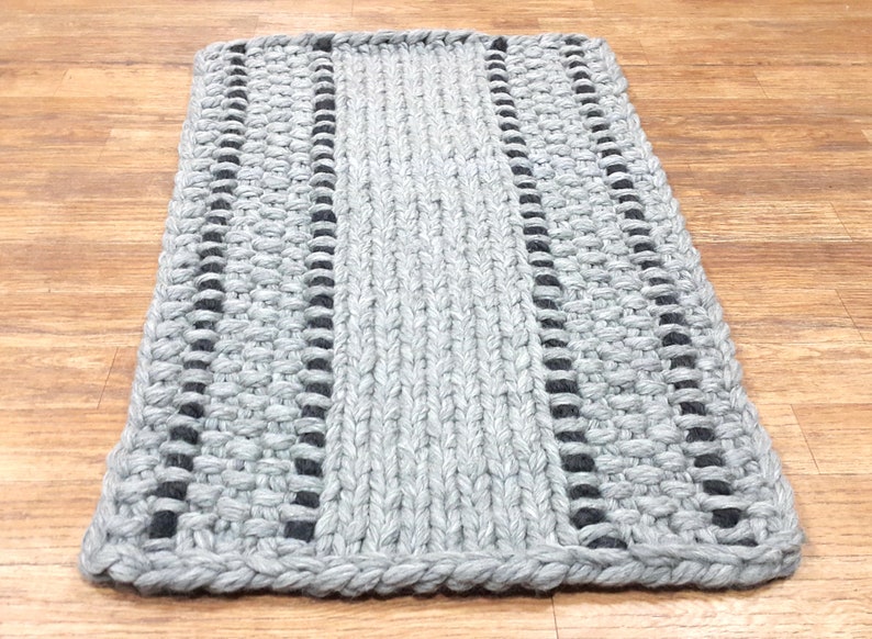 Chunky Knit Bedside Rug From Thick Wool Yarn Small Rug Gray - Etsy