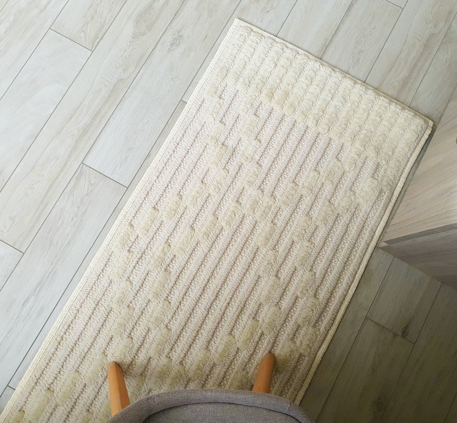 Wool Rug White Bedside Wool Rug Fluffy Rug Small Wool Rug - Etsy