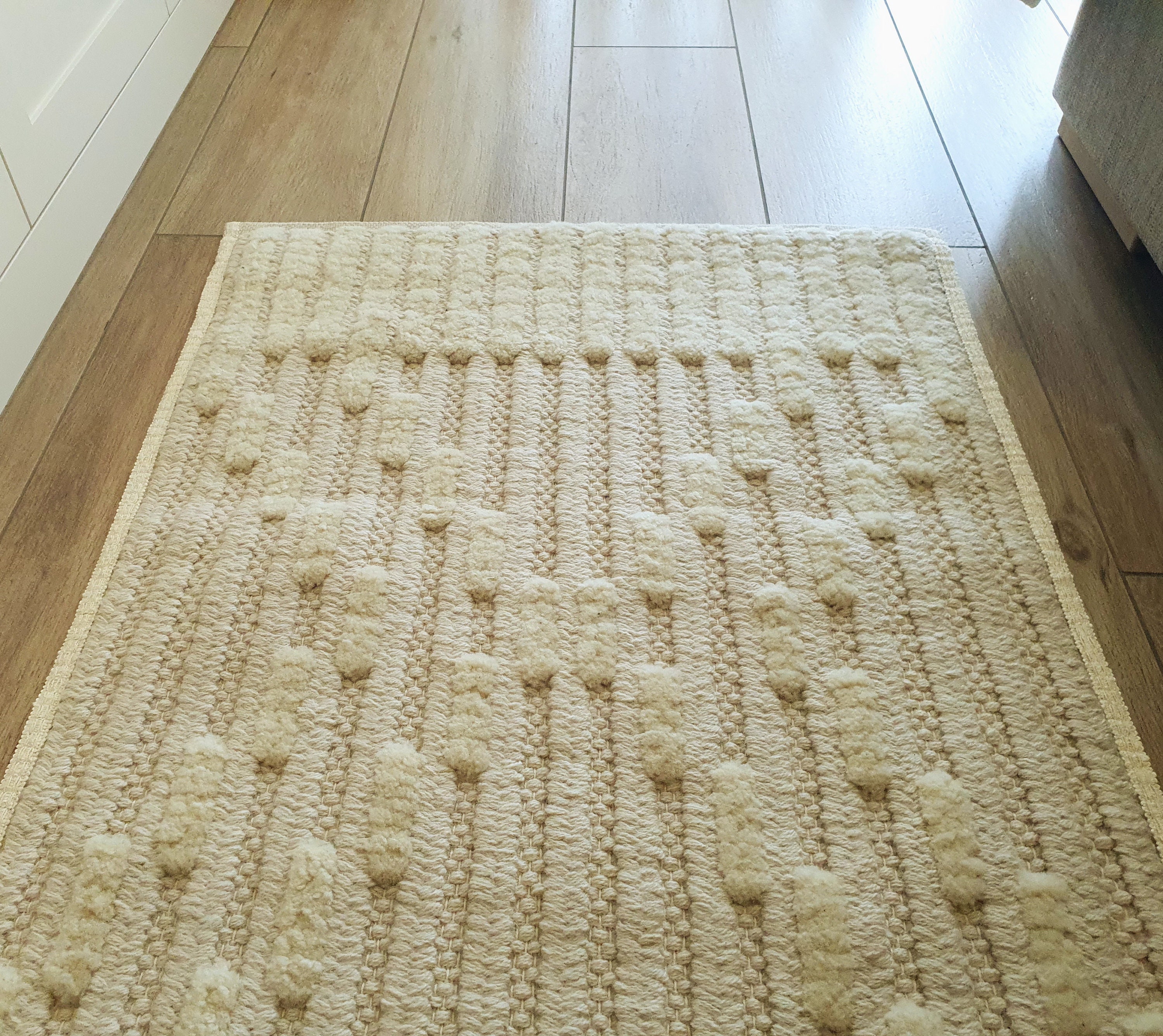 Wool Rug White Bedside Wool Rug Fluffy Rug Small Wool Rug - Etsy