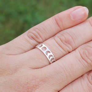 Sterling Silver Moon Phases Ring * Cut Out Moon Phases * Celestial Moon ...