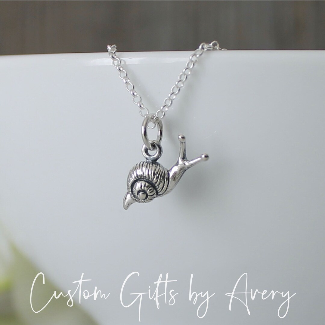 Tiny Sterling Silver Snail Pendant Necklace - Etsy