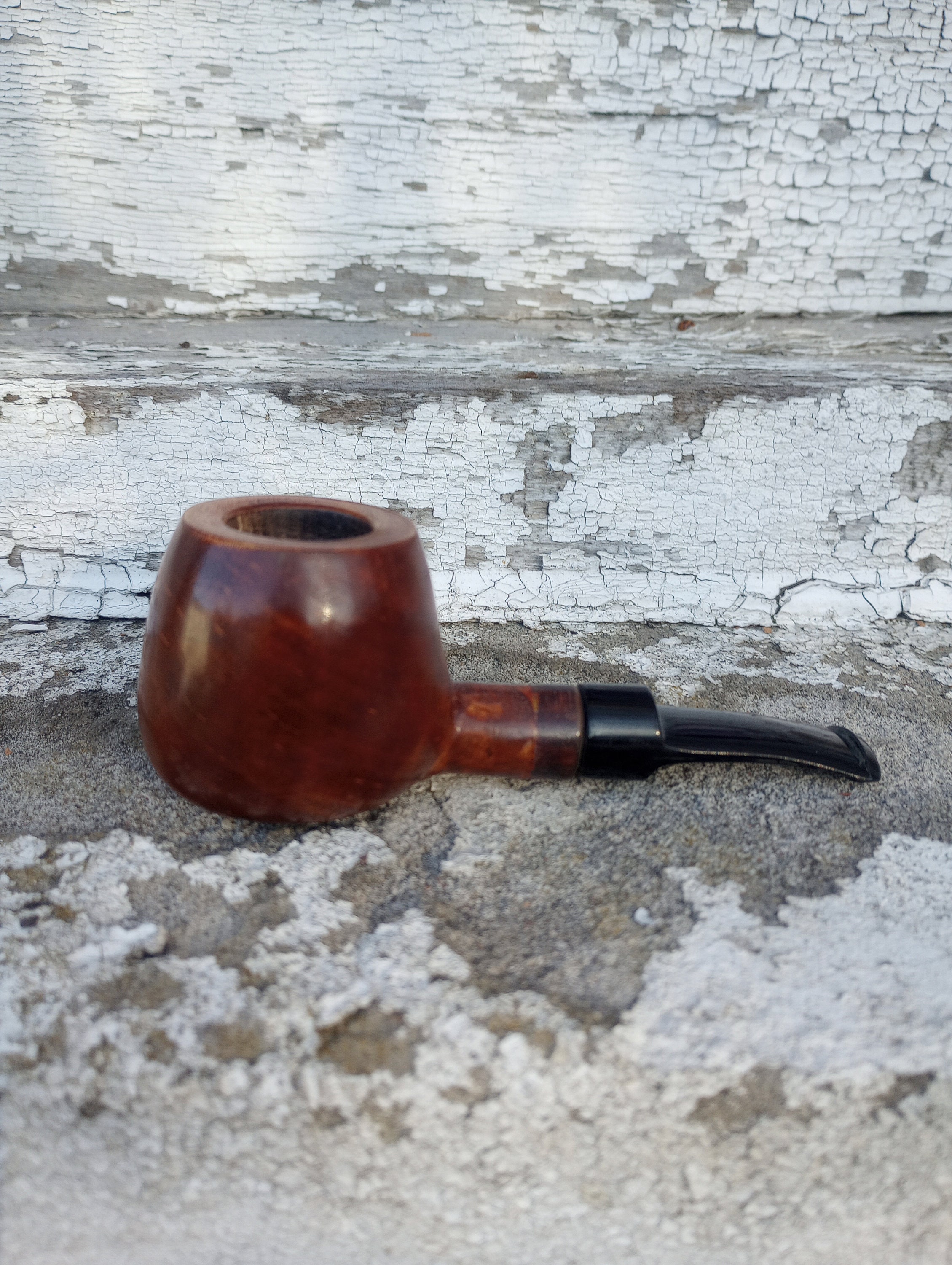 Stubby Apple-shape Pipe From Maple With Mahogany Shank Ring nosewarmer ...