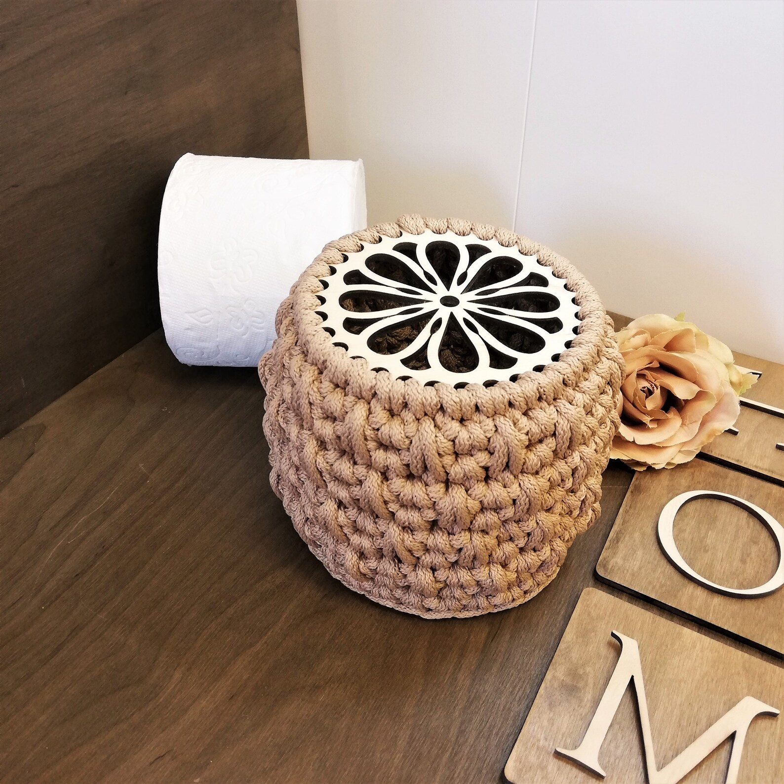 Crochet Toilet Paper Cover / Farmhouse Decor / Toilettenpapier ...