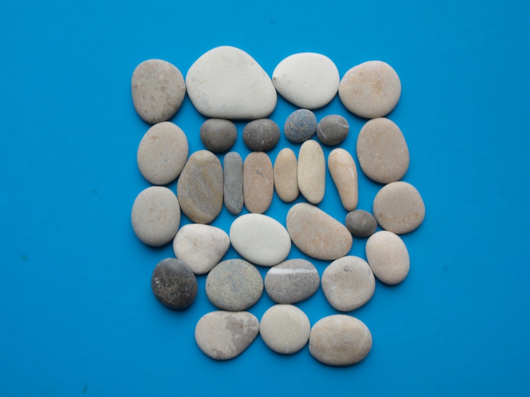 30 Mixed Natural Stones, Pebbles, 5-headed Pebbel Figures, Hand-picked ...