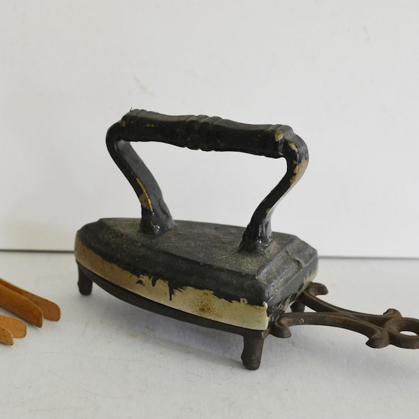 Antique Sad Iron - Etsy