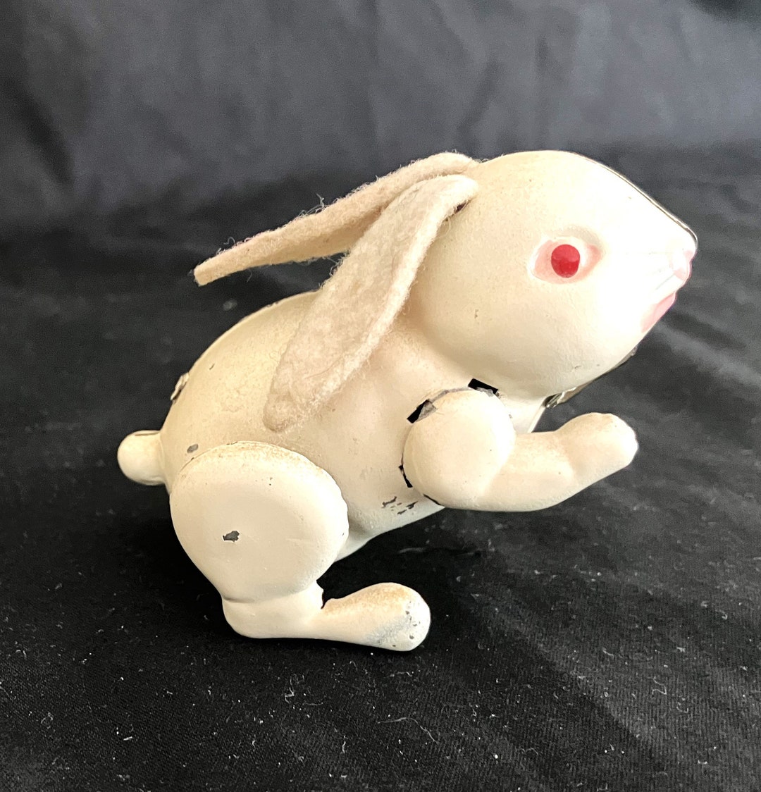 Vintage Wind-up Bunny Rabbit - Etsy