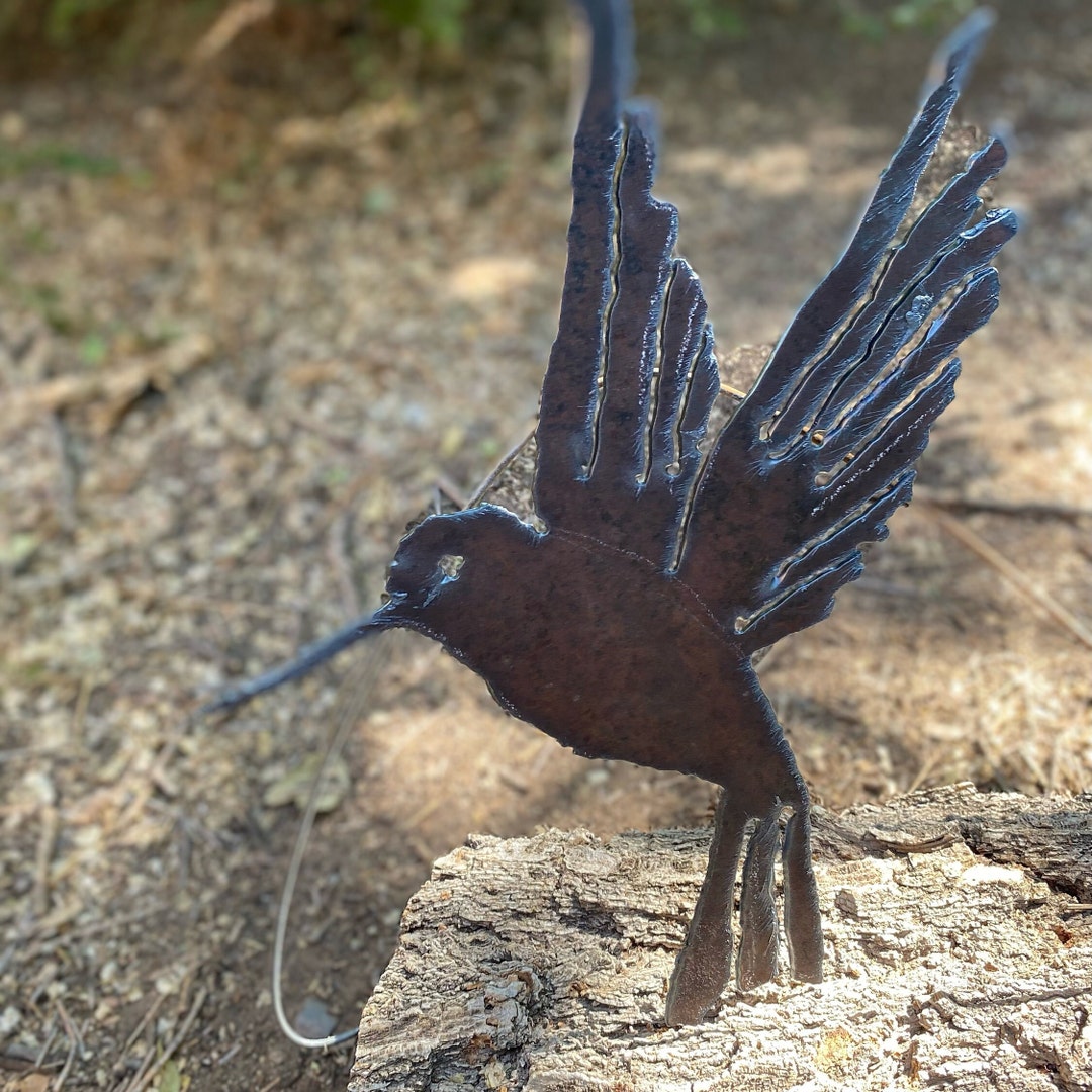 Humming Yard Art, Bird Metal Sign, Metal Cut Animal Silhouettes, Garden ...