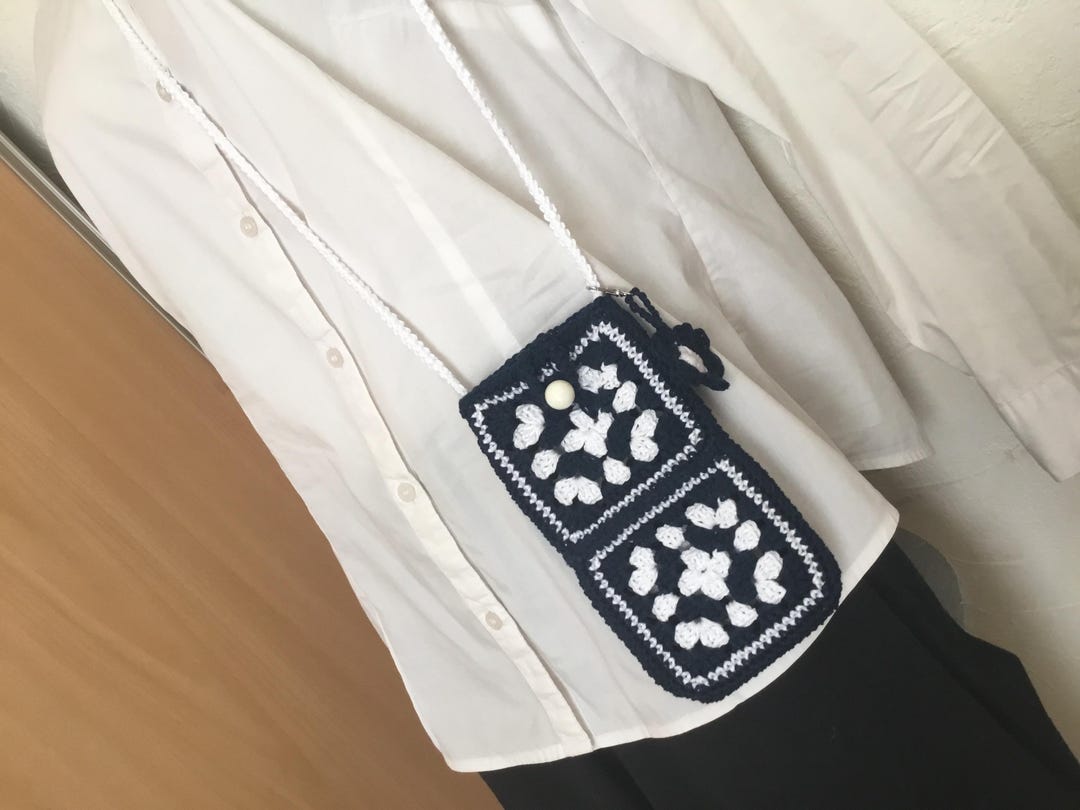 19 X 10 Phone Bag / Granny Square Cell Phone Case / Navy Blue/white ...