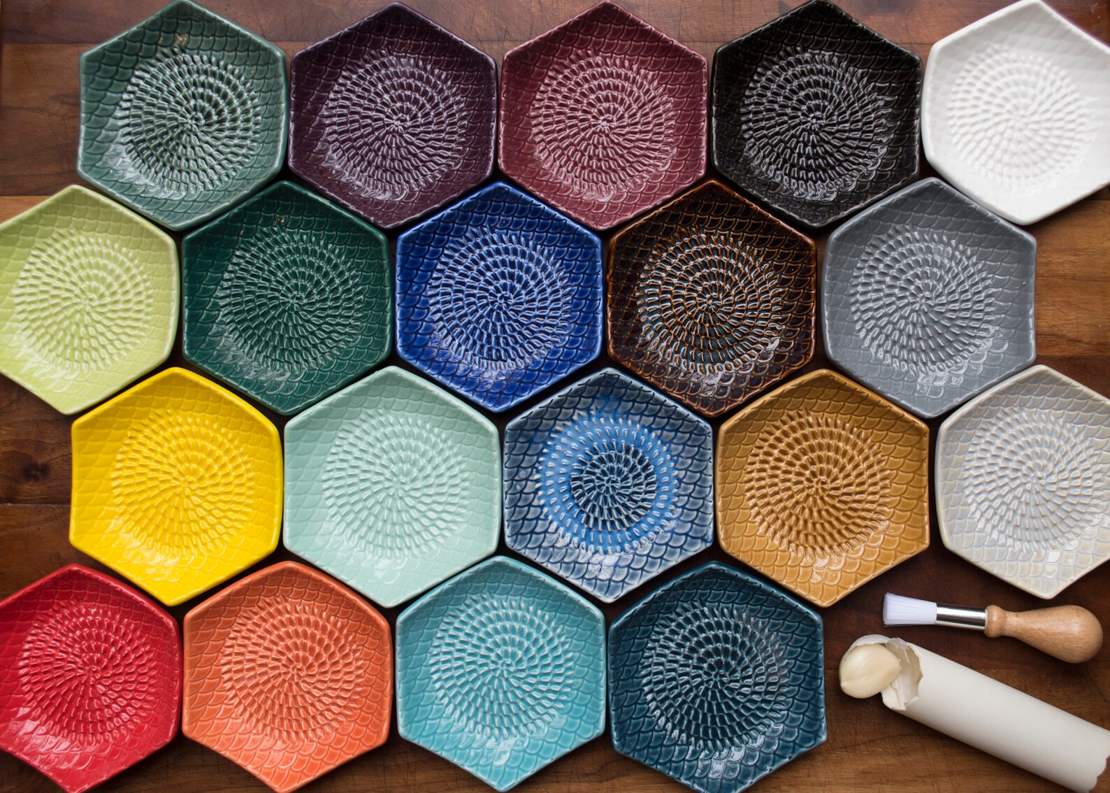 The Grate Plate Ceramic Grater 3 Piece Set: Ceramic Grating - Etsy Canada