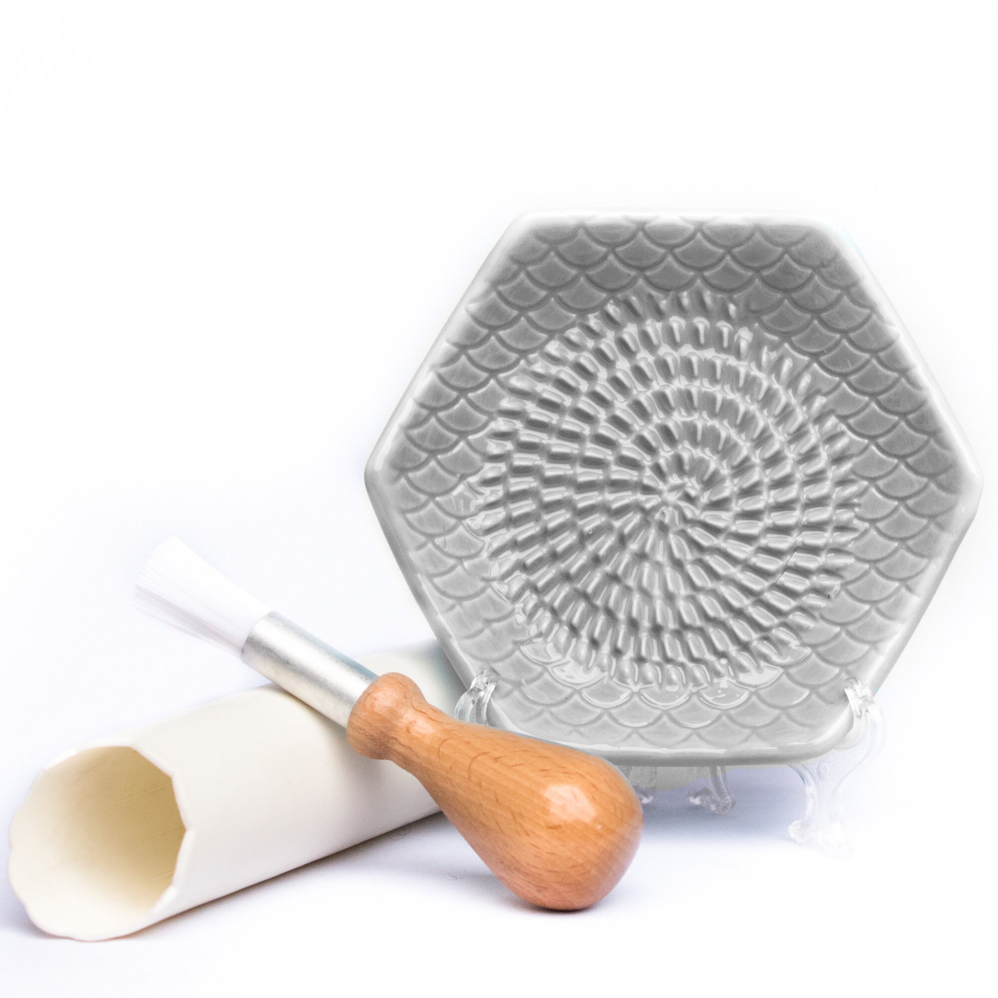 Cool Gray- the Grate Plate Ceramic Grater 3 Piece Set: Ceramic Grating ...