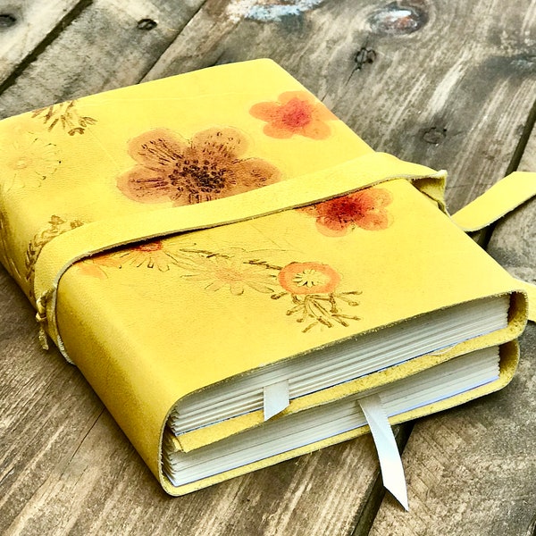 Dos a Dos Book - Etsy