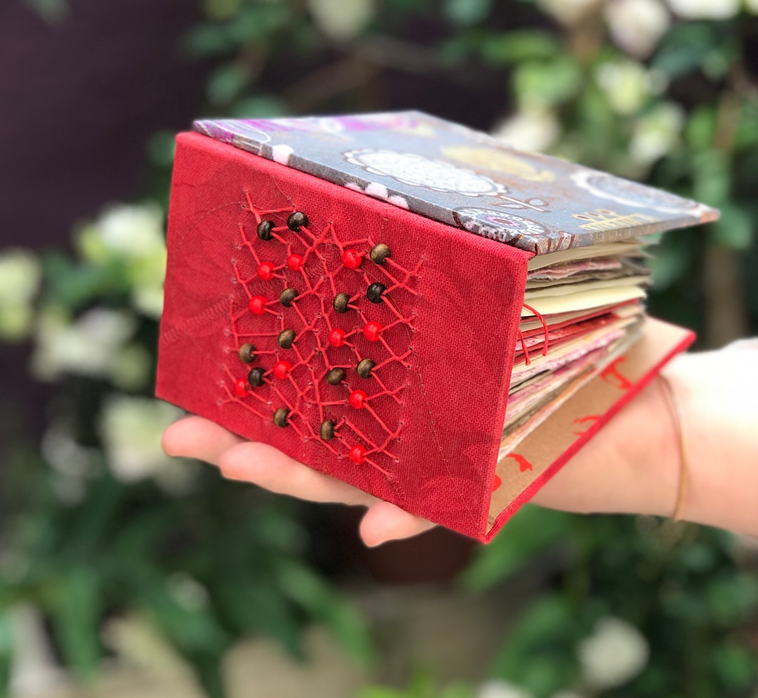 Chunky Junk Journal, OOAK Color Theme Art Book With Beaded Binding - Etsy